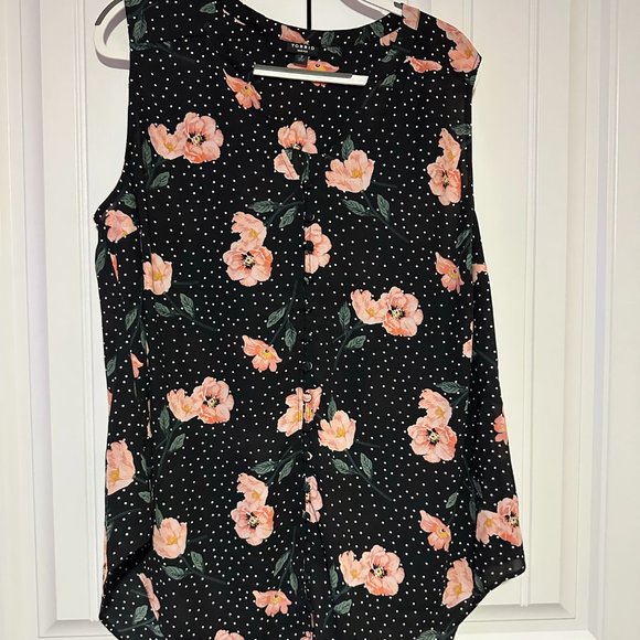 torrid | Tops | Torrid 2 Flower Top | Poshmark